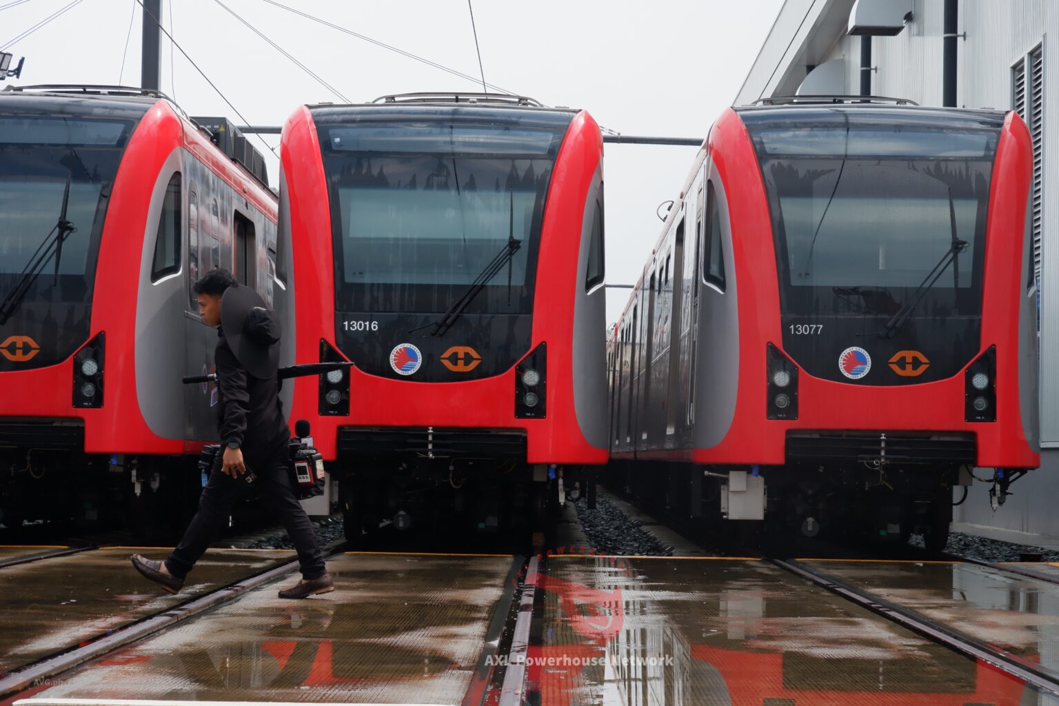 On Photos : LRT-1 4th Generation Train Inauguration | AXLPowerhouse.com