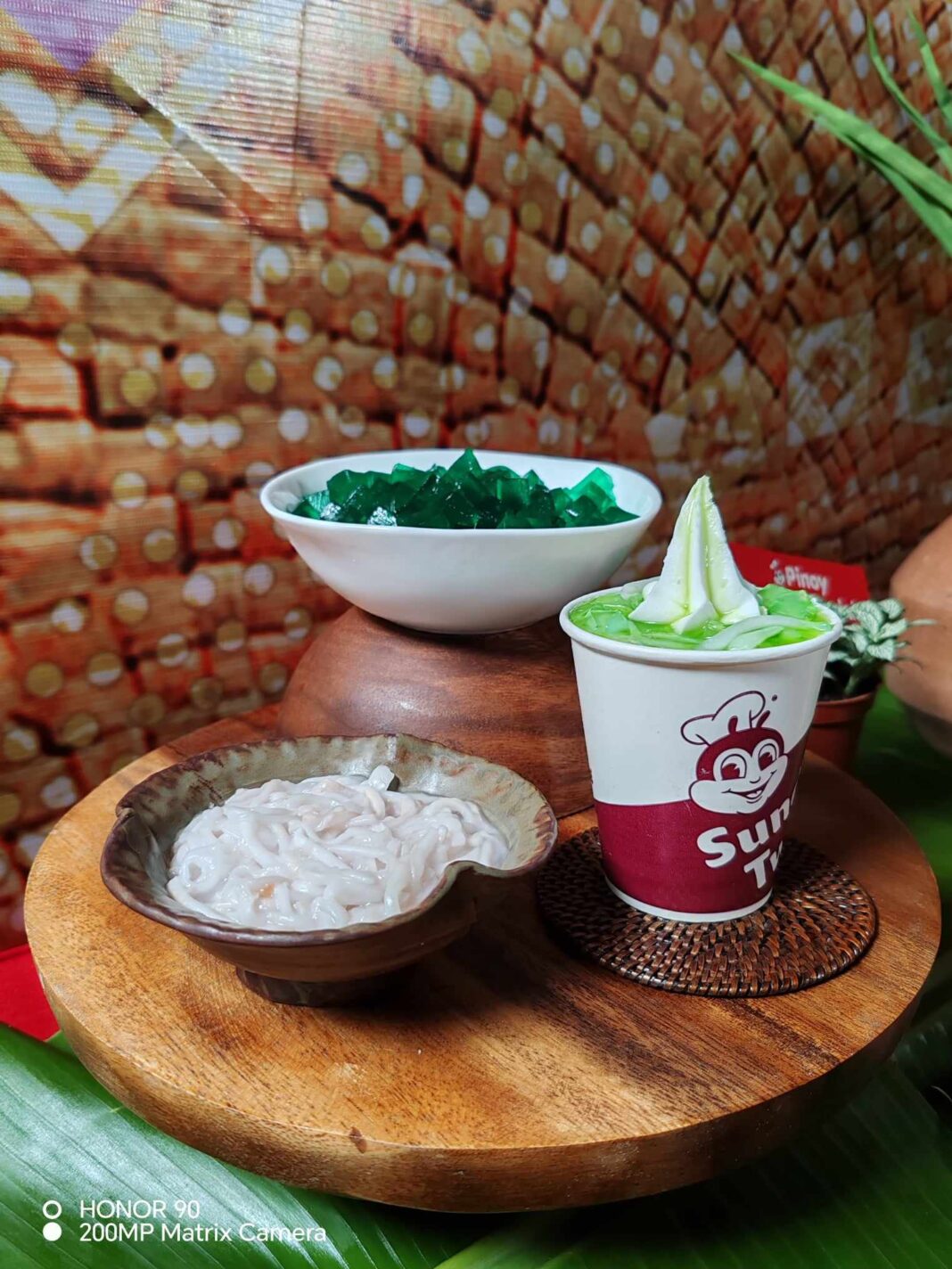 Jollibee’s Pinoy Summer : Indulge in the Joyful Flavors of Ube Cheese ...